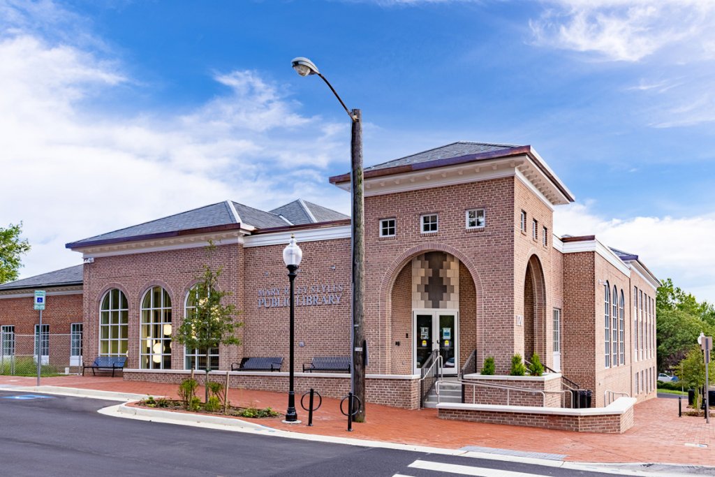Mary Riley Styles Public Library - BKV Group